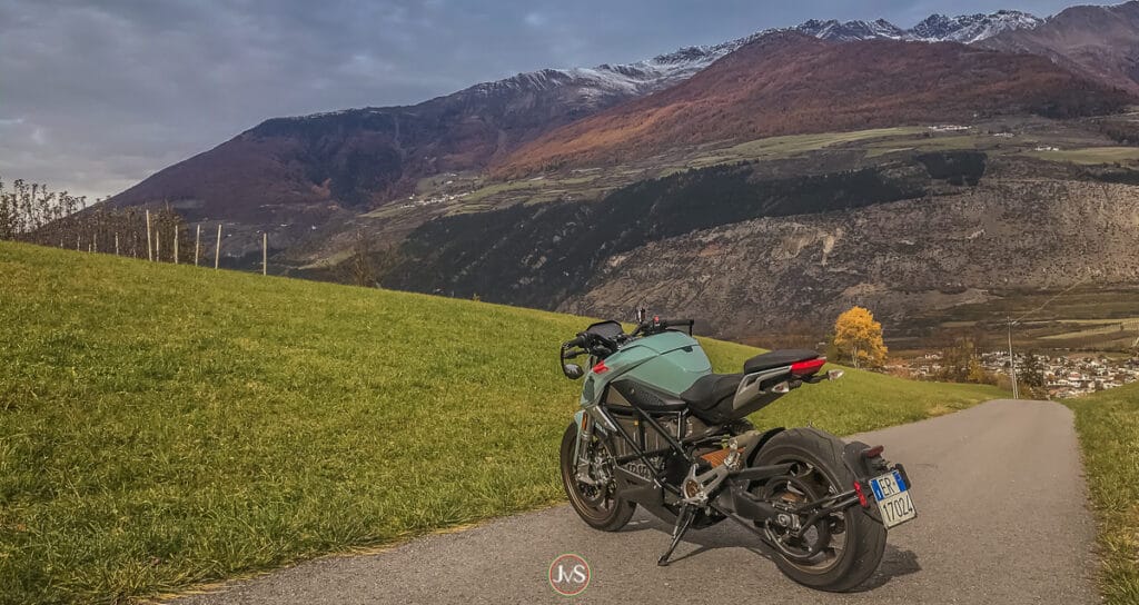 Bullet Brake, or: Your motorcycle brake can do more | MotorProsa